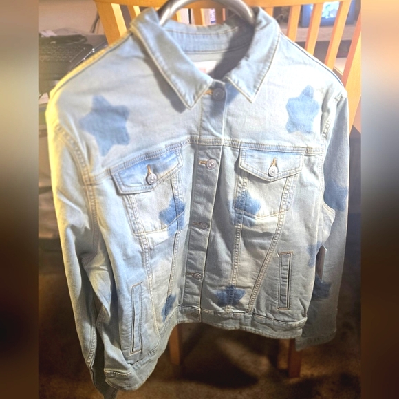 LuLaRoe | Jackets & Coats | Lularoe Harvey Denim Jean Crop Jacket Blue ...